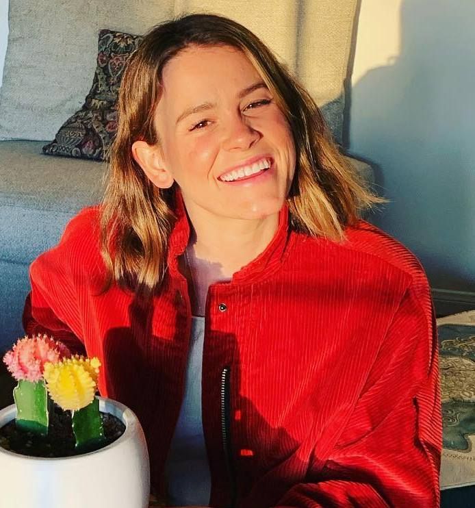 Sosie Bacon Bio, Wiki, Birthdate, Age, Family, Net Worth, Siblings, Insta