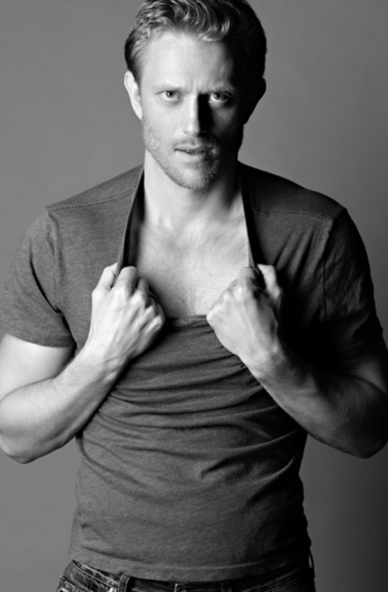 Who is Neil Jackson? Bio, Age, Net Worth, Girlfriend, Instagram, Movies