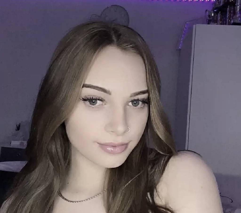 Meet Keeley Colbran: Bio, Wiki, Career, Boyfriend, Age, Family, Net ...