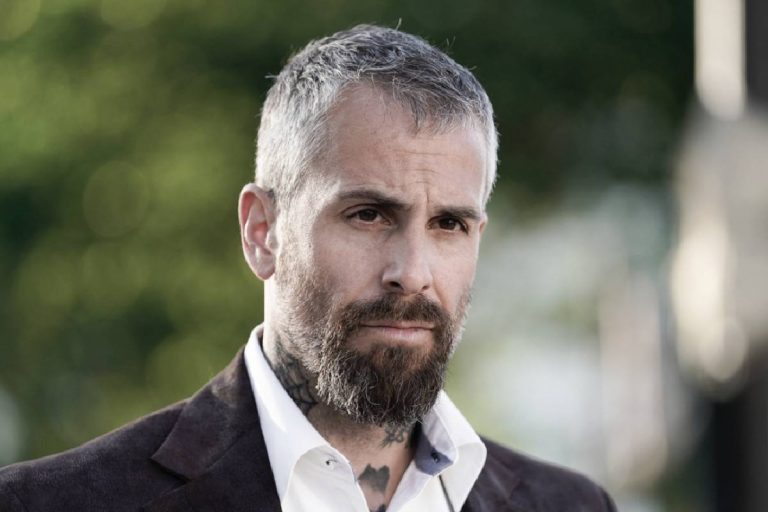 Meet Michael Fanone: Biography, Age, Wife, Net Worth, Wiki and Other ...