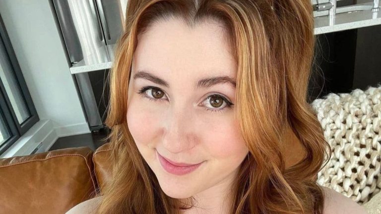 Isla Moon: Biography, Net Worth, Birthday, Age, Physical Stats and ...